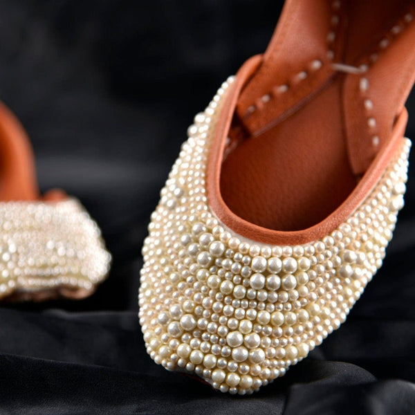 Khussa – BlackBeiger - Premium Footwear Brand